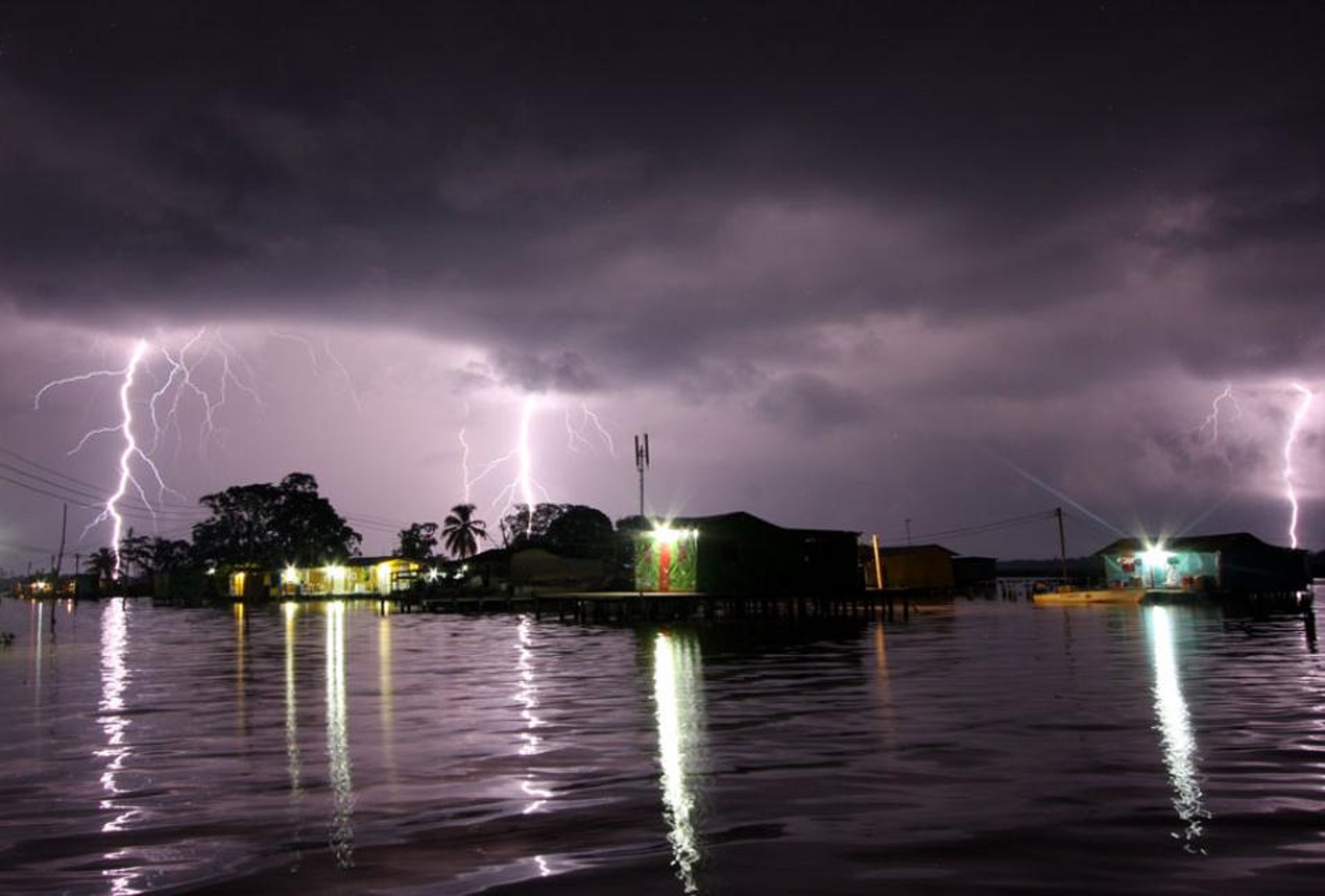 Relámpago del Catatumbo: Fenómeno Natural Récord Guinness
